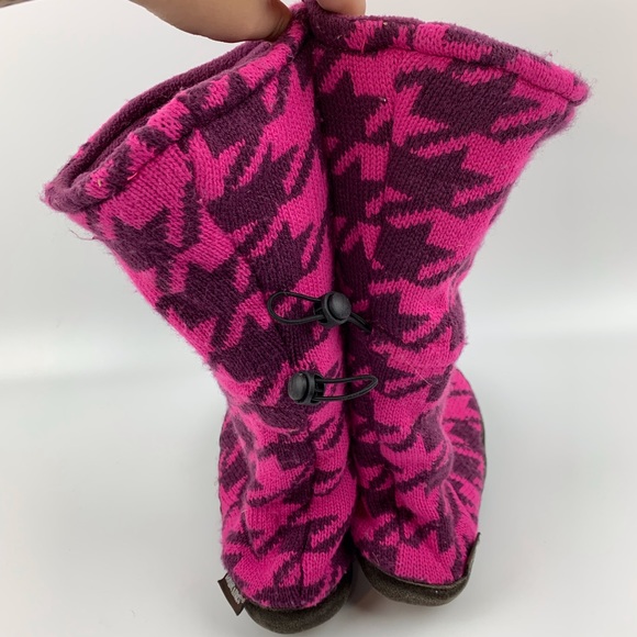 Muk Luks | Shoes | Mukluks Tall Pink Houndstooth Slipper Boots Sz L ...